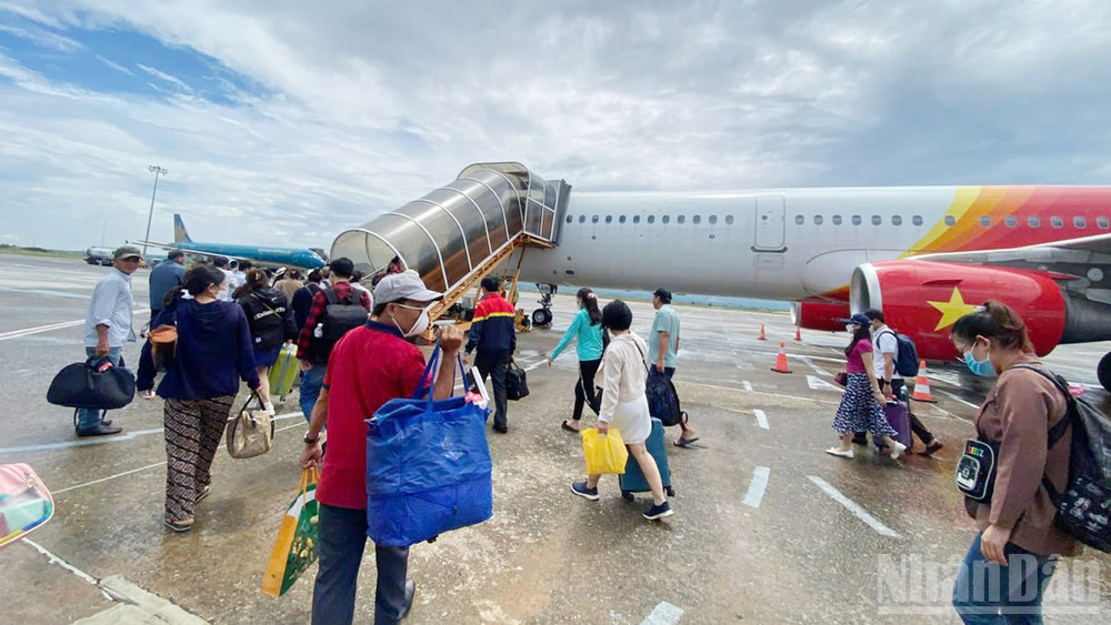 A Traveler's Guide to Chu Lai Airport (VCL) - Vietnam Entry Visa